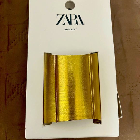 Jewelry | Zara Design Gorgeous C Shape Gold Bracelet | Poshmark